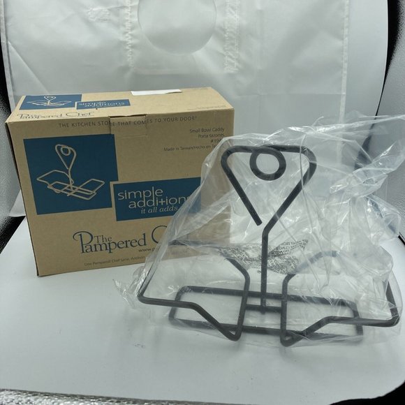 Pampered Chef | Dining | Nib Pampered Chef Small Square Bowl Caddy 944 ...